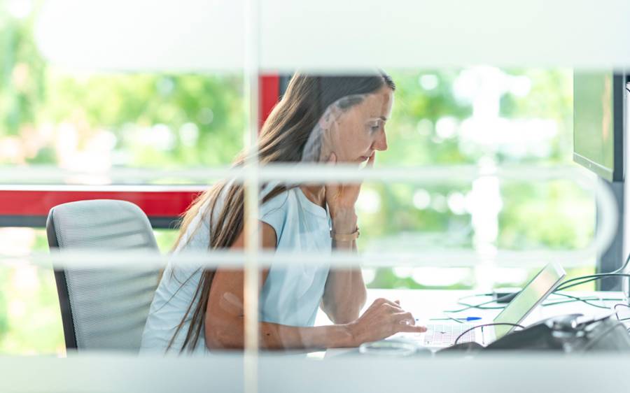 Automotive Industry - Consulting & Transformation | Capgemini